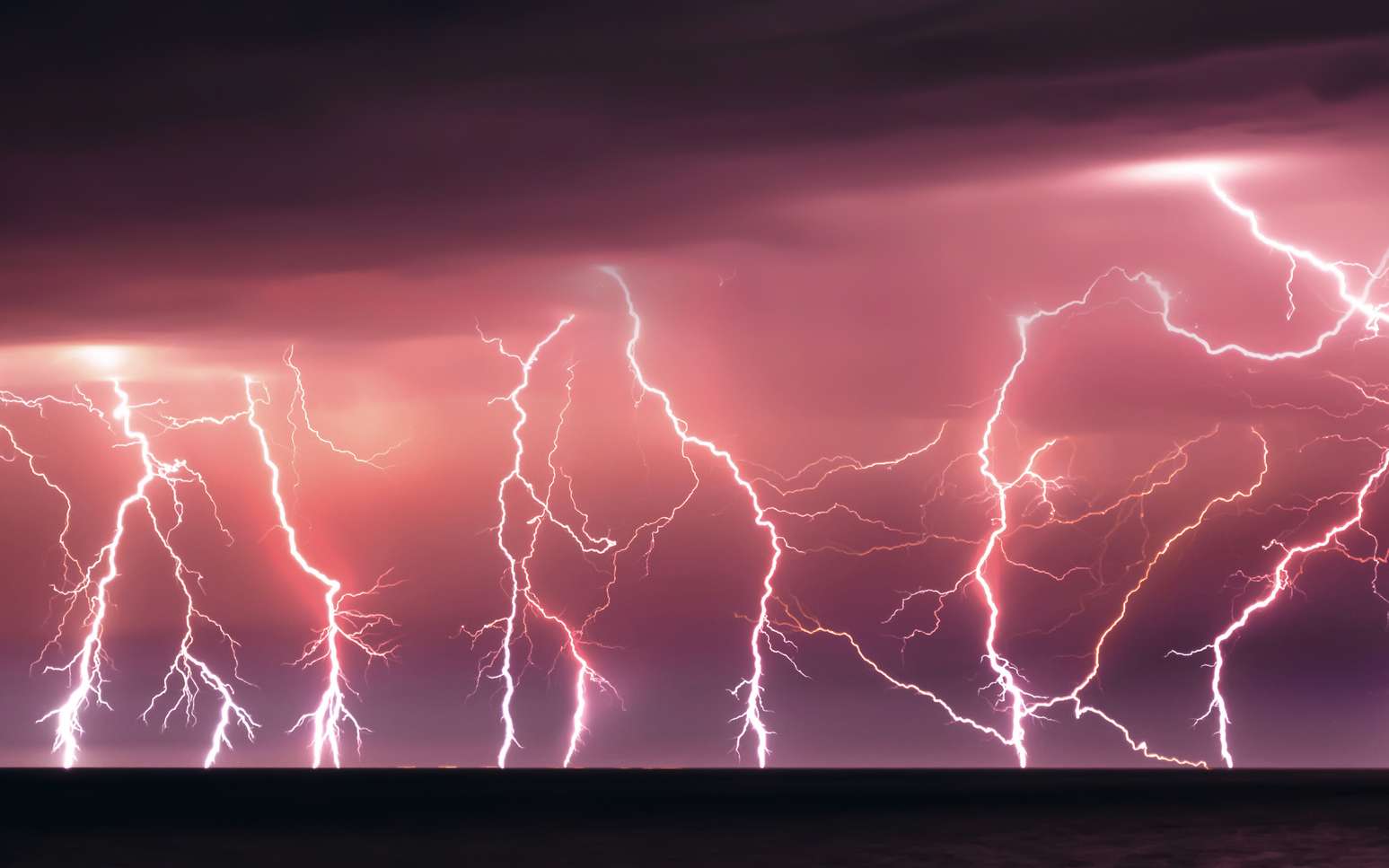 An AI can predict where lightning will fall - AppWikia.com